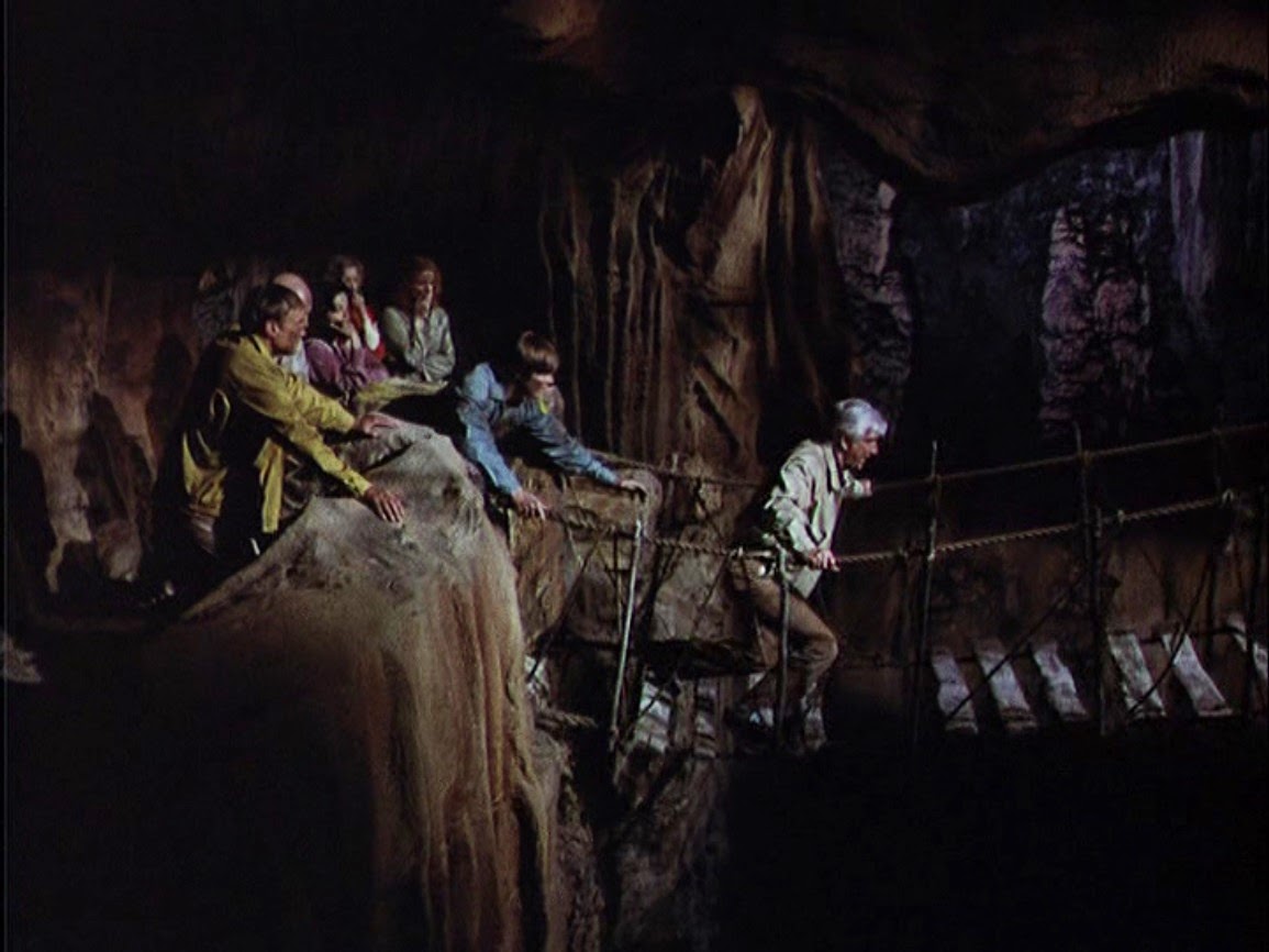 Movie Review: Cave In! – I Love Disaster Movies!